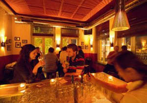 Bistro-gleis-9-bar-2 - MFO Denk und Werkstatt